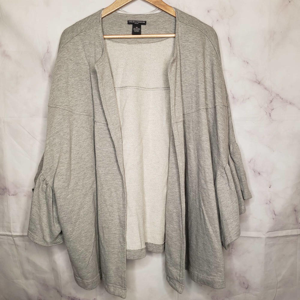 Chelsea & Theodore Women's Gray Ruffle Sleeve Open Ca… - Gem